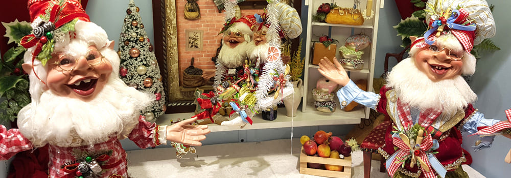 Mark Roberts brings the magic of the holiday season into your home ...