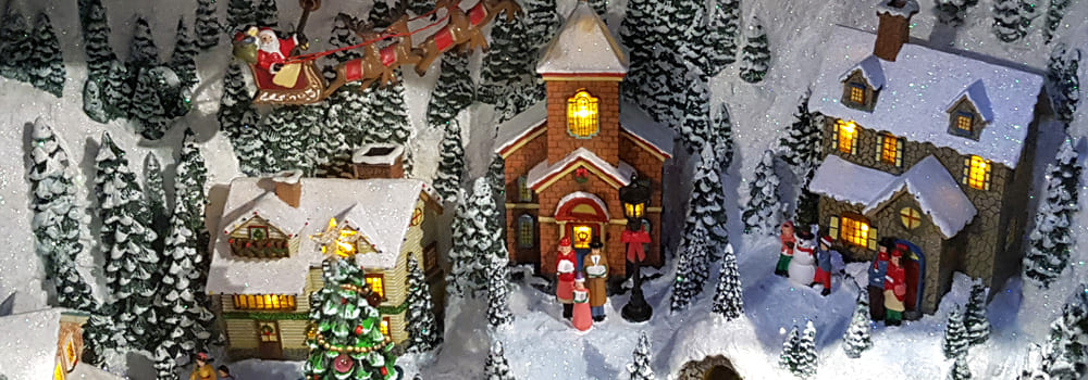 Magical Melodies: Christmas Music Boxes and Carillons. Shop them in UK ...